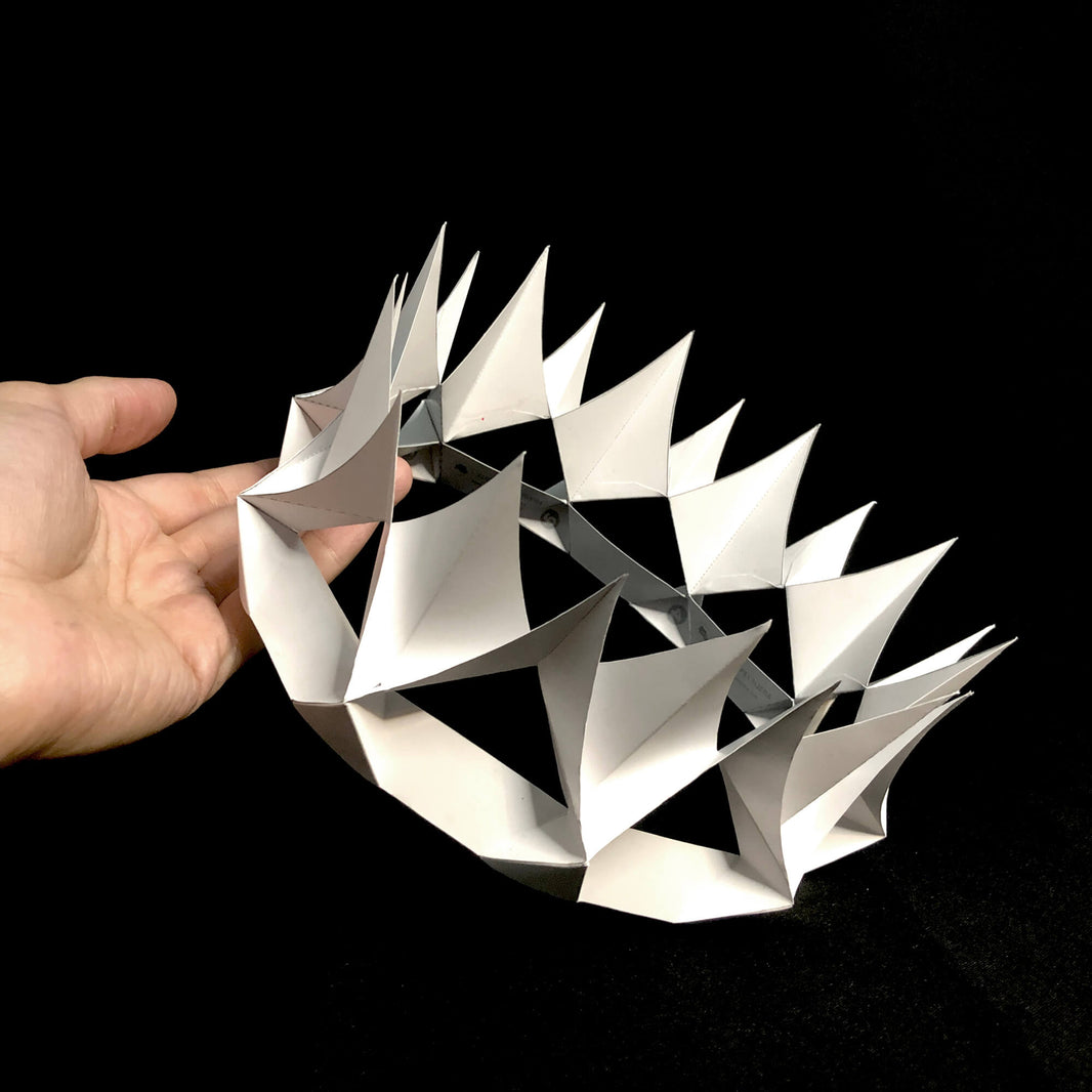 Lucas Papel Tijera ® - Build original wearables made out of paper ...